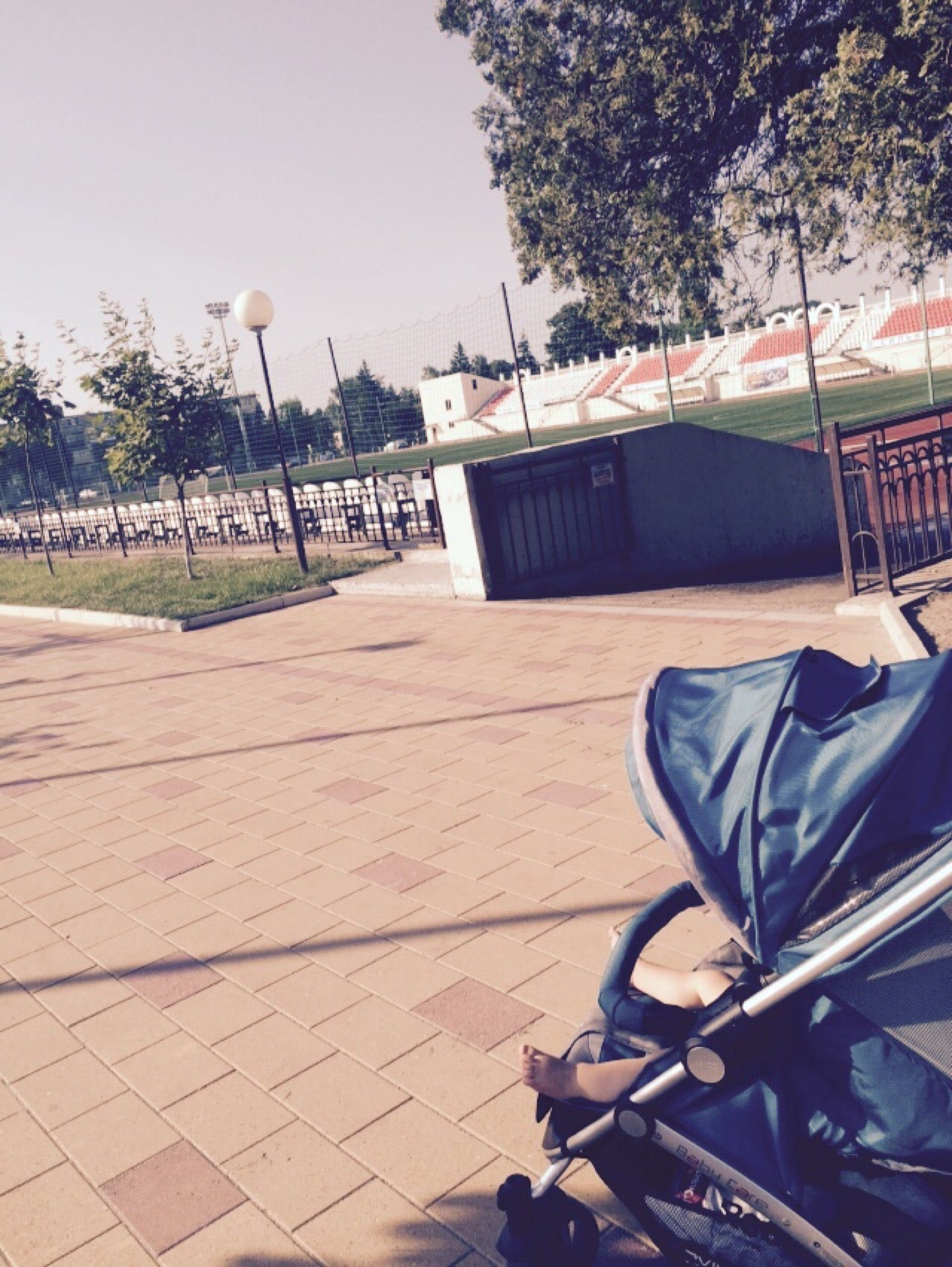 Стадионы в Нальчике: адреса и телефоны, 3 развлекательных центра, 1 ...